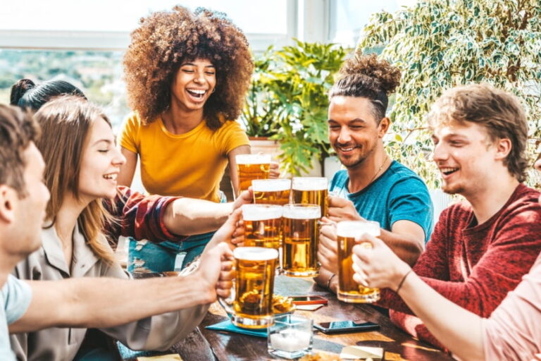 8 of the best spring holiday destinations - City Sightseeing