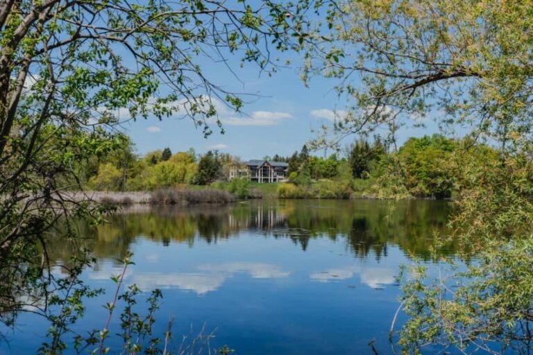 Toronto Beaches – the 10 best spots to relax and enjoy the waterfront ...